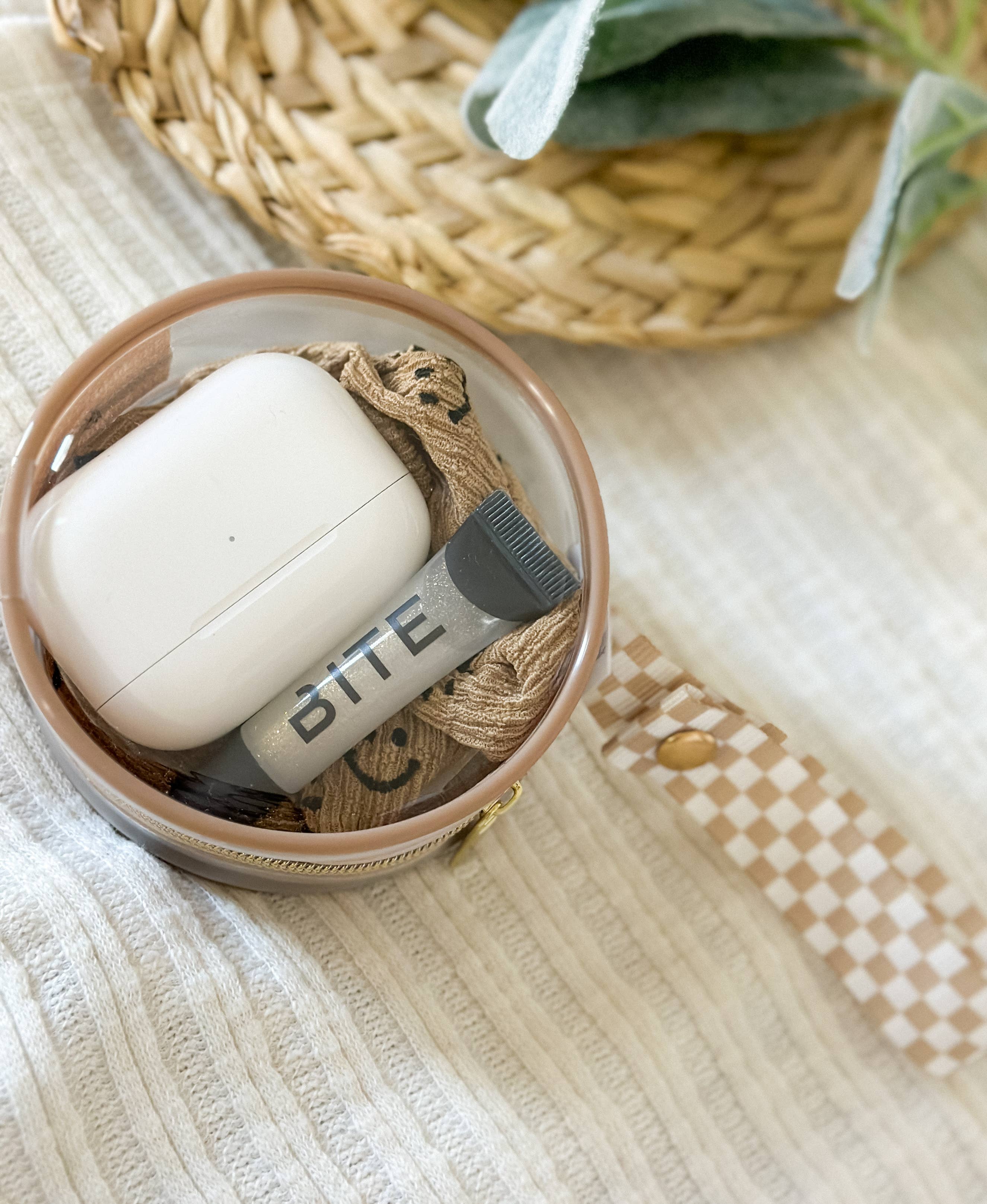 *New* Itzy Paci Case - Itzy Ritzy – Julien's a Lifestyle Store